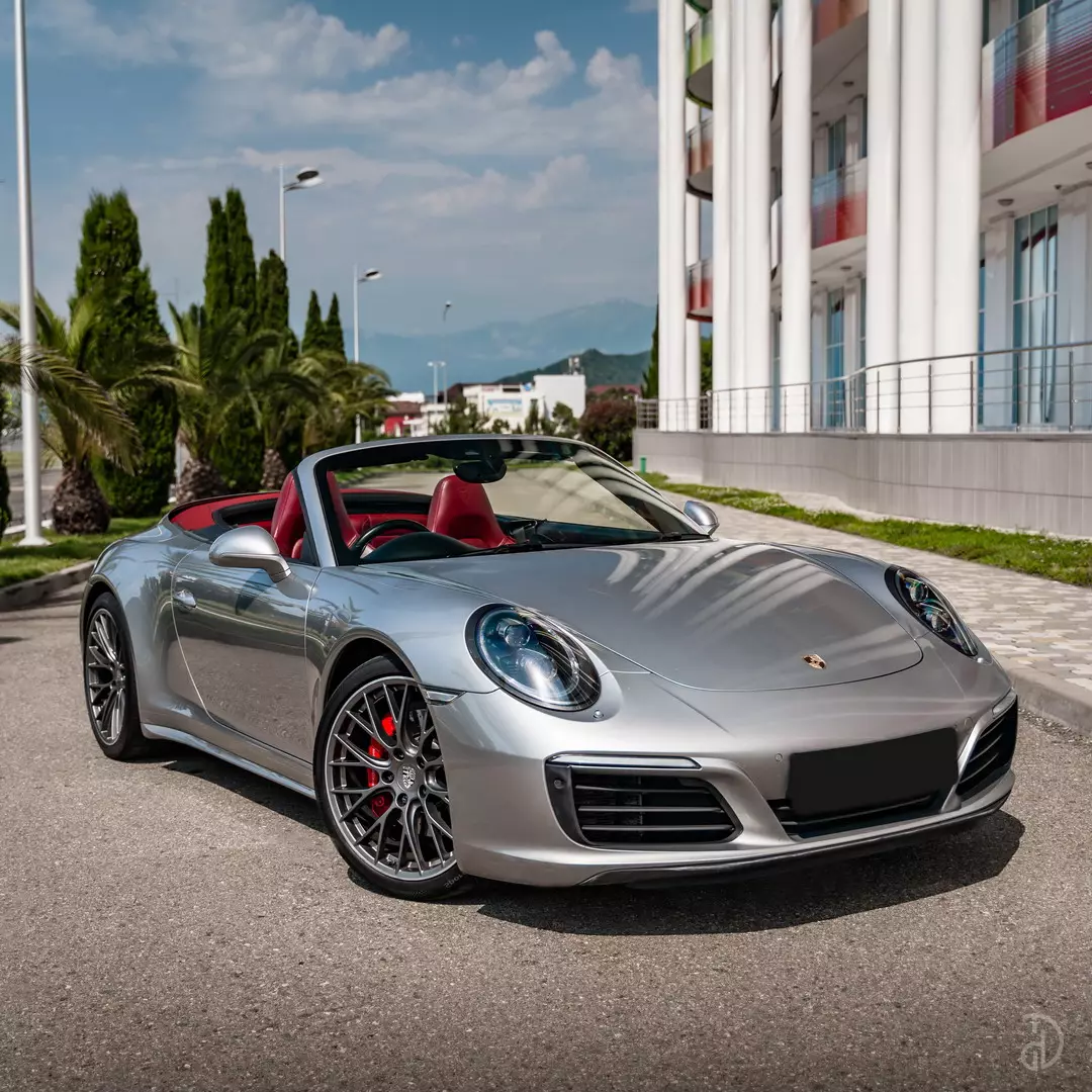 Porsche 911 Carrera 4S Cabriolet